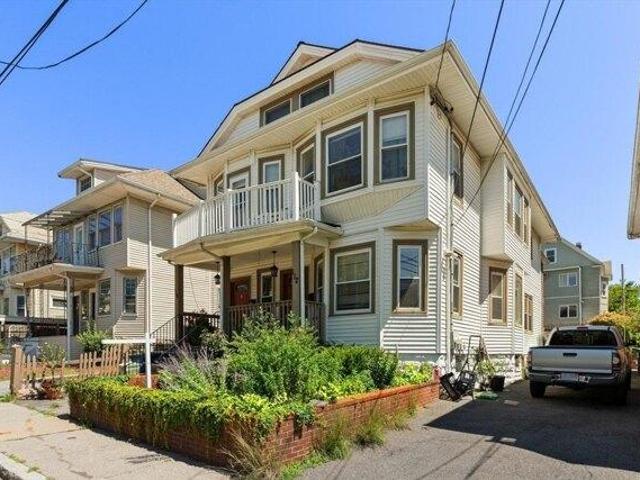 house with 8 bedroom, Somerville MA ES105115808