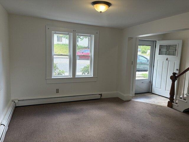 house with 8 bedroom, South Hadley MA ES105080573