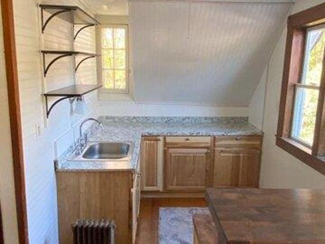 house with 8 bedroom, Springfield VT DS103431065