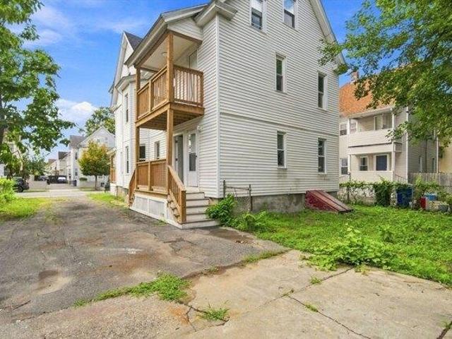 house with 8 bedroom, Springfield MA ES105193062
