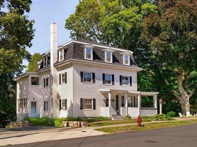 house with 8 bedroom, Stoneham MA DS103184629