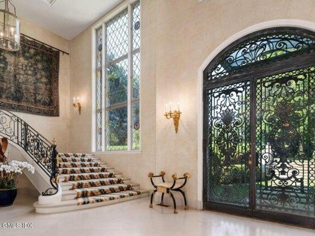 house with 8 bedroom, Stamford CT ES104262323