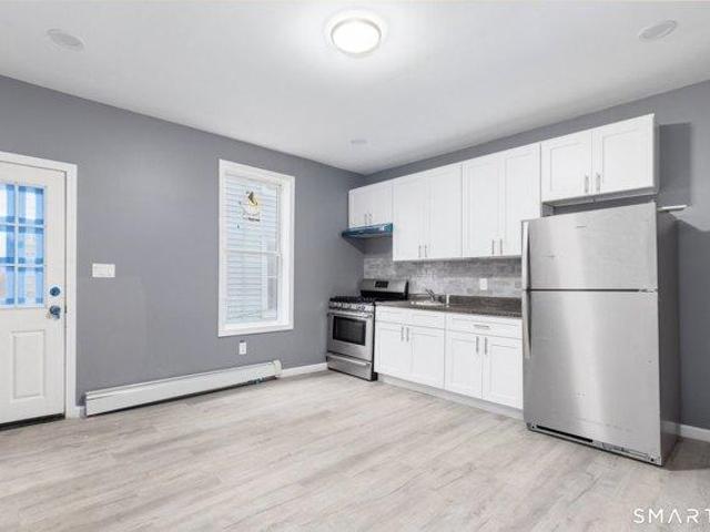 house with 9 bedroom, Waterbury CT DS102280158