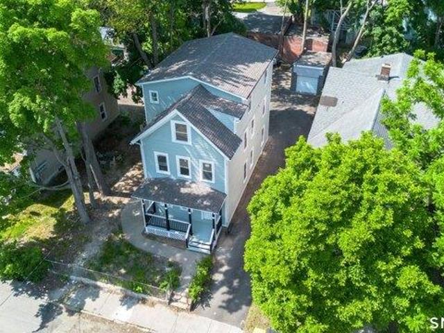 house with 9 bedroom, Waterbury CT DS104406149