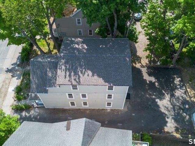 house with 9 bedroom, Waterbury CT ES105173385