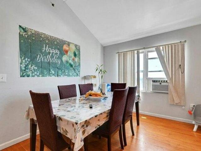 house with 9 bedroom, West New York NJ ES104571907