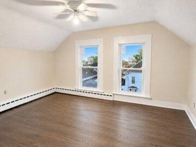 house with 9 bedroom, Windham CT ES104116793