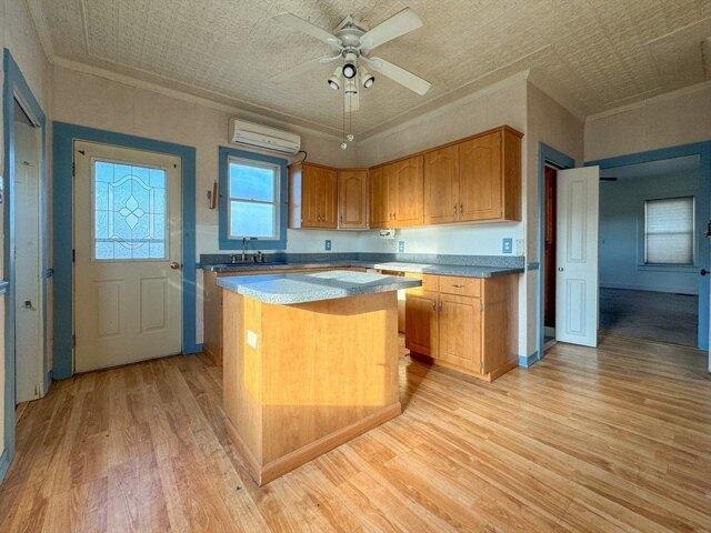 house with 9 bedroom, Woonsocket RI ES105093657