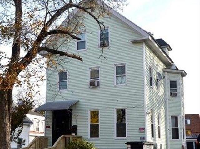house with 9 bedroom, Worcester MA DS102632937