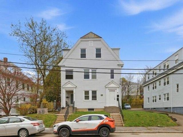 house with 9 bedroom, Worcester MA DS102371919