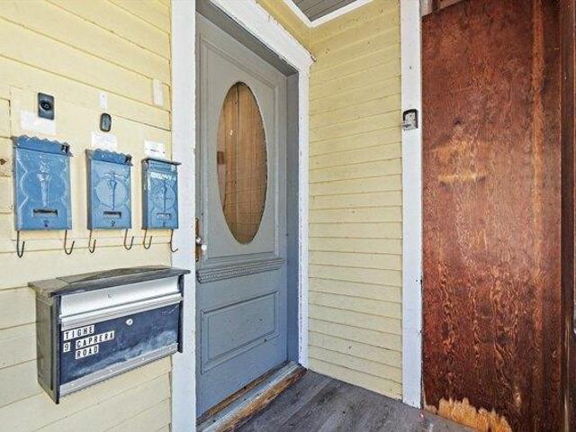 house with 9 bedroom, Worcester MA ES103494986