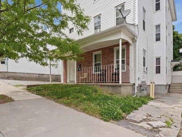 house with 9 bedroom, Worcester MA ES103036604