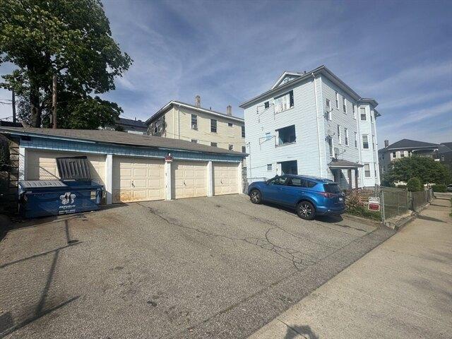 house with 9 bedroom, Worcester MA ES104540374