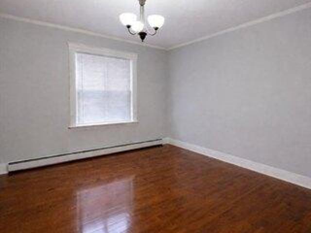 house with 9 bedroom, Worcester MA ES104790802