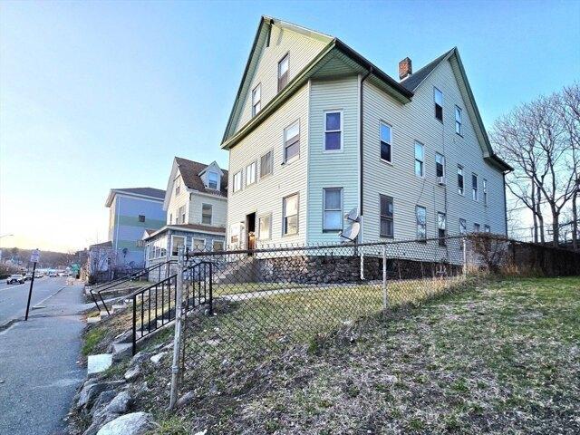 house with 9 bedroom, Worcester MA ES104848398