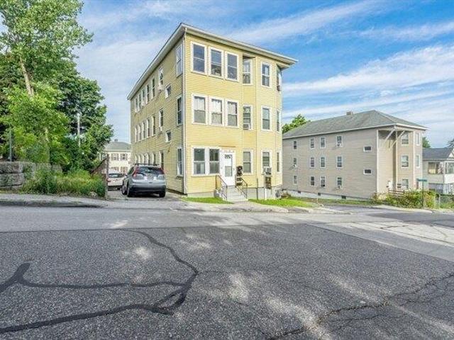 house with 9 bedroom, Worcester MA ES105094871