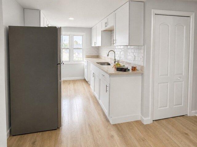 house with 9 bedroom, Worcester MA ES105108522