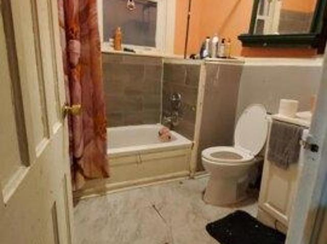 house with 9 bedroom, Albany NY ES104909525