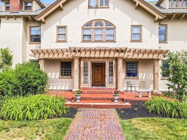 house with 9 bedroom, Amesbury MA ES105041289