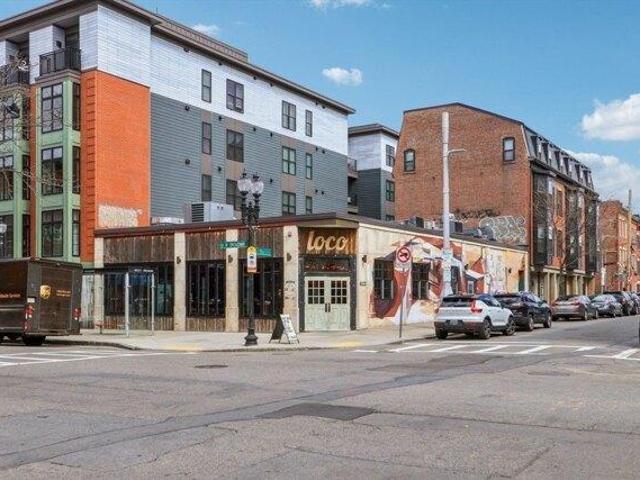house with 9 bedroom, Boston MA DLS102961726