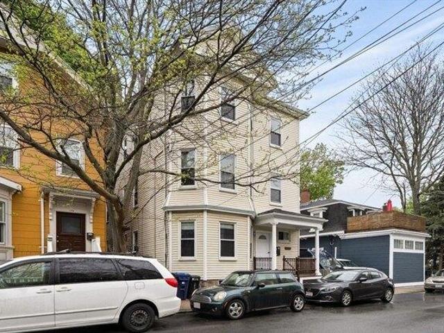 house with 9 bedroom, Boston MA ES103665164