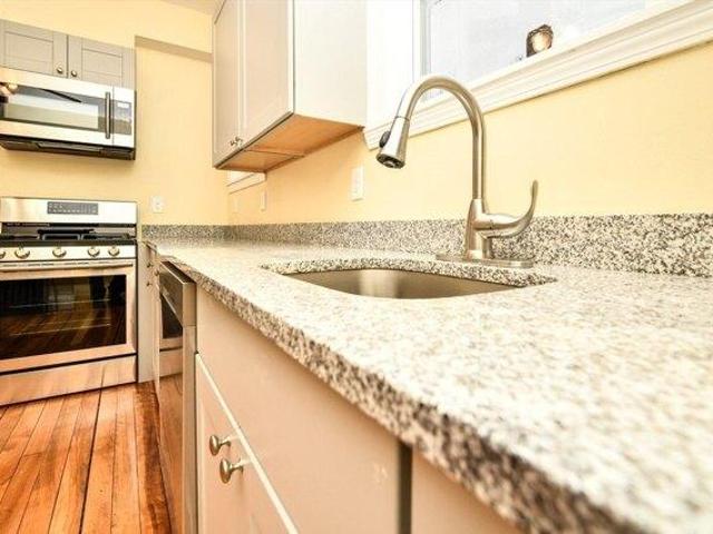 house with 9 bedroom, Boston MA ES104789324