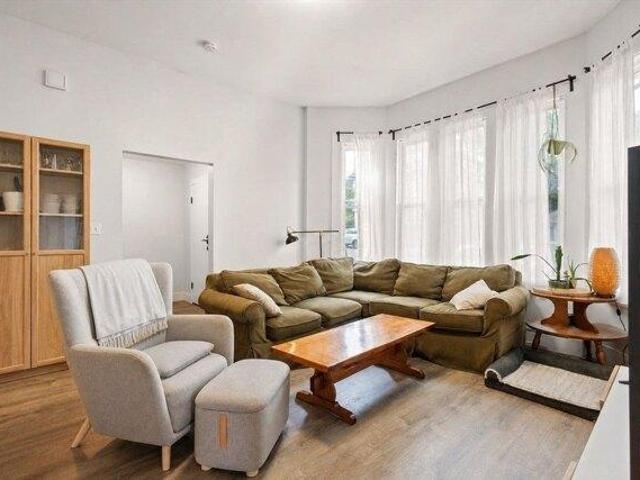 house with 9 bedroom, Boston MA ES104810270
