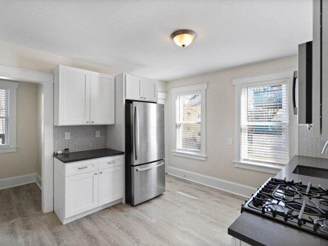 house with 9 bedroom, Boston MA ES104811562