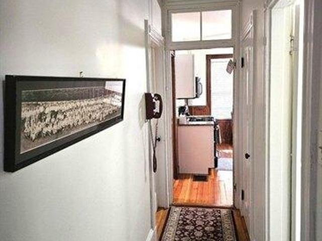 house with 9 bedroom, Boston MA ES104297333