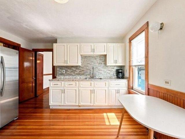 house with 9 bedroom, Boston MA ES105060387