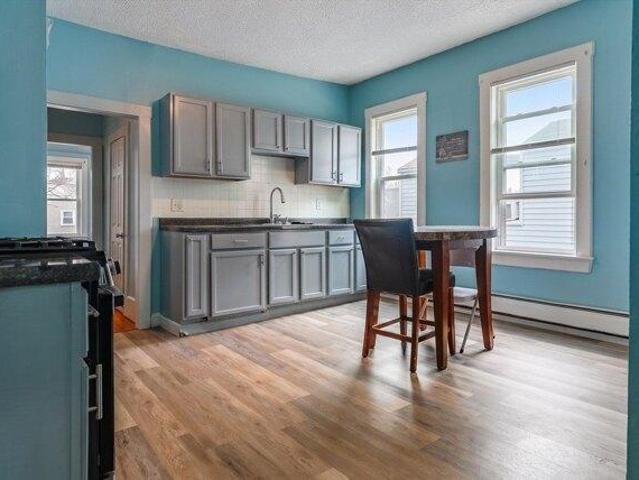 house with 9 bedroom, Boston MA ES105104890