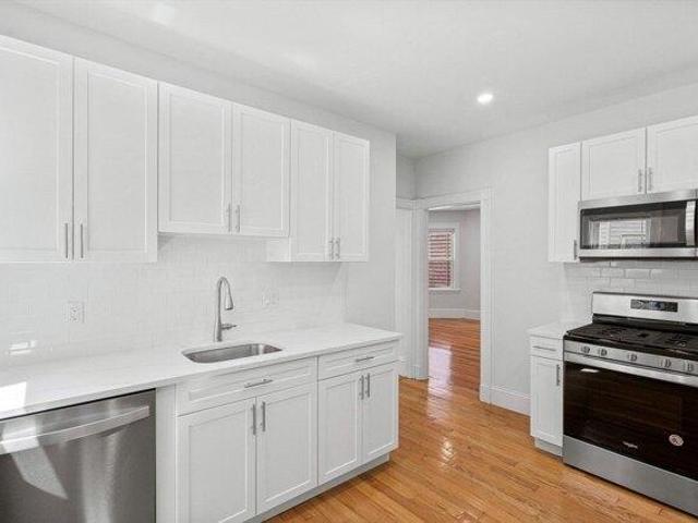 house with 9 bedroom, Boston MA ES105231174