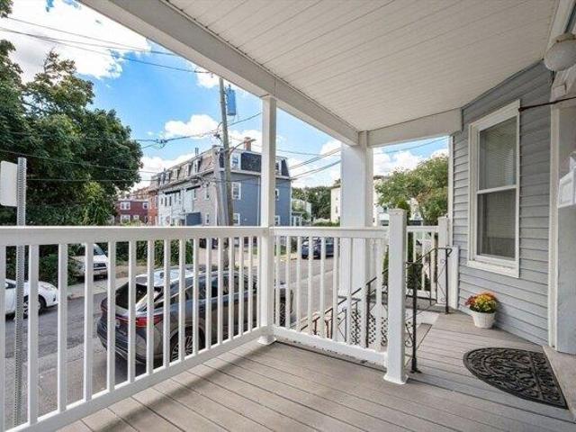house with 9 bedroom, Boston MA ES105233757