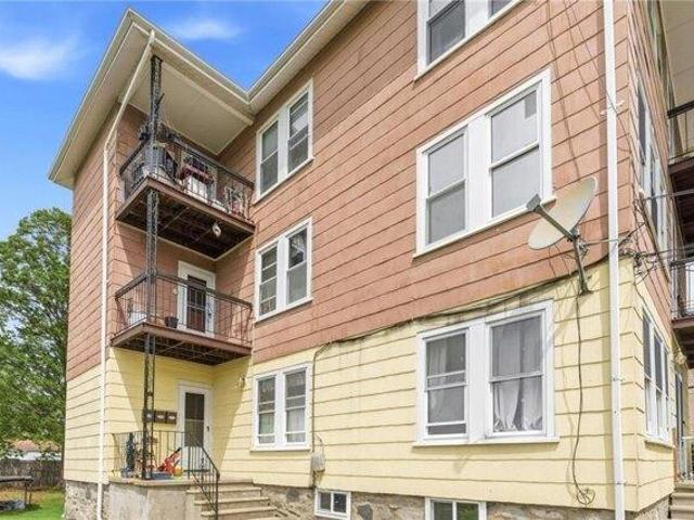 house with 9 bedroom, Blackstone MA DS103071149