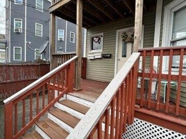 house with 9 bedroom, Brockton MA ES102960822