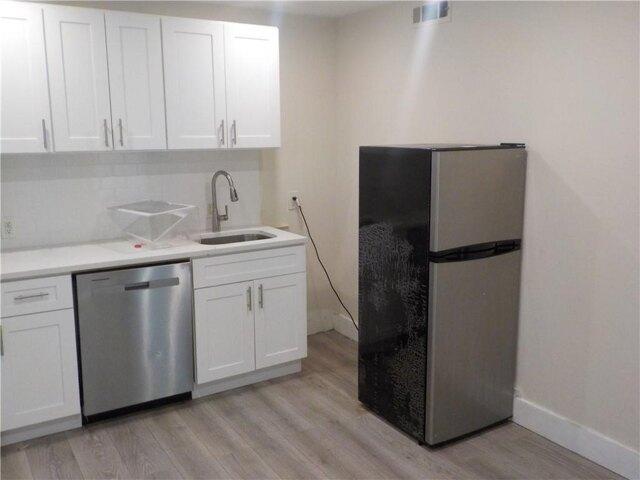 house with 9 bedroom, Brooklyn NY DS102563717