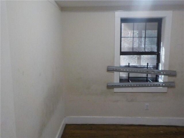 house with 9 bedroom, Brooklyn NY ES104904111