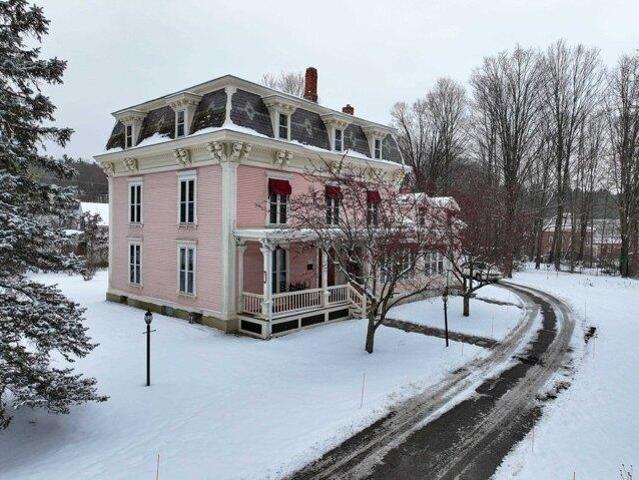 house with 9 bedroom, Brandon VT DLS101783717