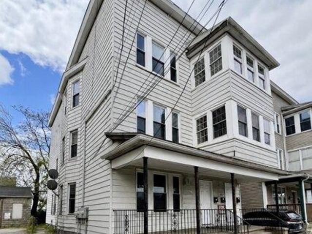 house with 9 bedroom, Bridgeport CT DLS102479070