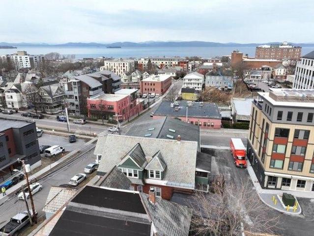 house with 9 bedroom, Burlington VT DS103666711