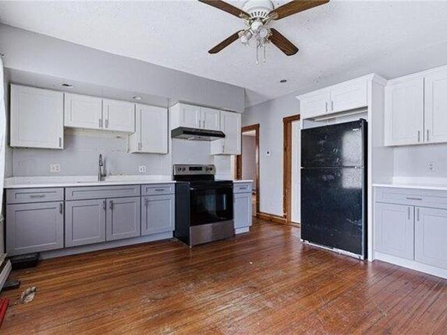 house with 9 bedroom, Central Falls RI ES103247291