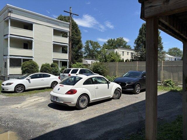 house with 9 bedroom, Chicopee MA ES105061381