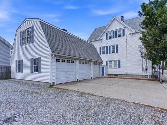 house with 9 bedroom, East Providence RI DS103850015