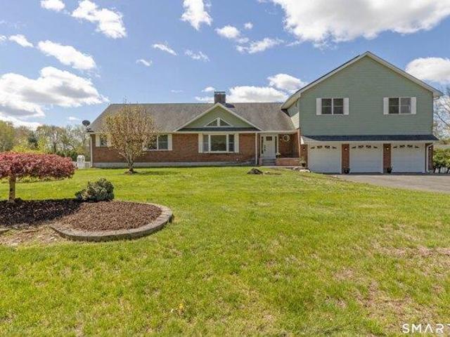 house with 9 bedroom, East Windsor CT DS102595090