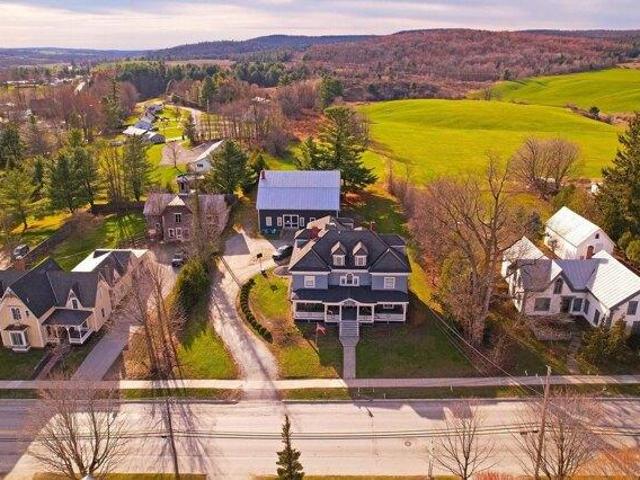 house with 9 bedroom, Enosburg Falls VT DLS101628889