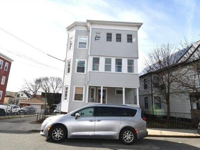 house with 9 bedroom, Everett MA DLS102444847