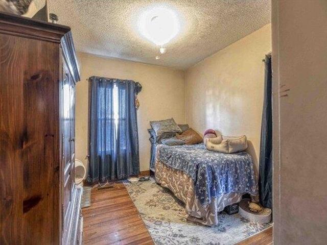 house with 9 bedroom, Fall River MA DLS101799024