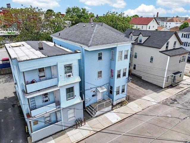 house with 9 bedroom, Fall River MA DLS102860804