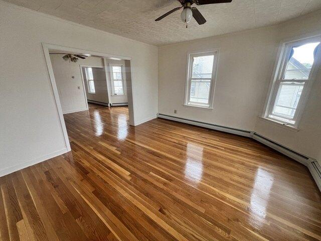 house with 9 bedroom, Fall River MA ES104480566