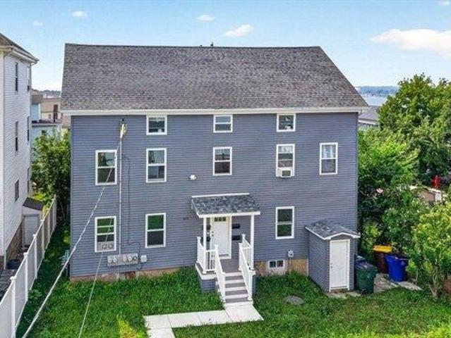 house with 9 bedroom, Fall River MA ES105107314